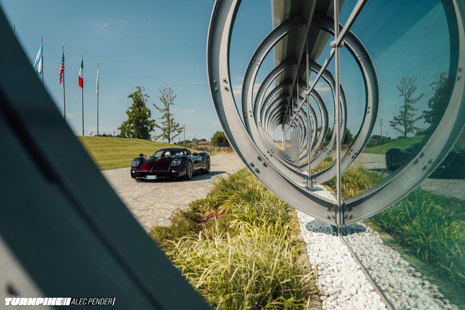 Pagani’s Utopia Roadster: The New Chapter in Horacio’s Handcrafted ...