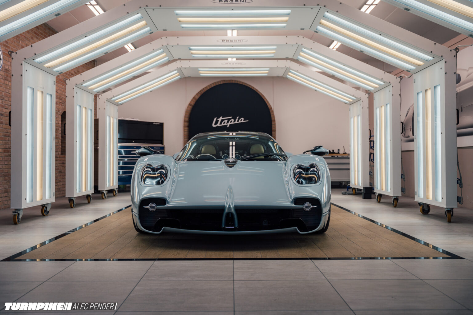 Pagani’s Utopia Roadster: The New Chapter in Horacio’s Handcrafted ...